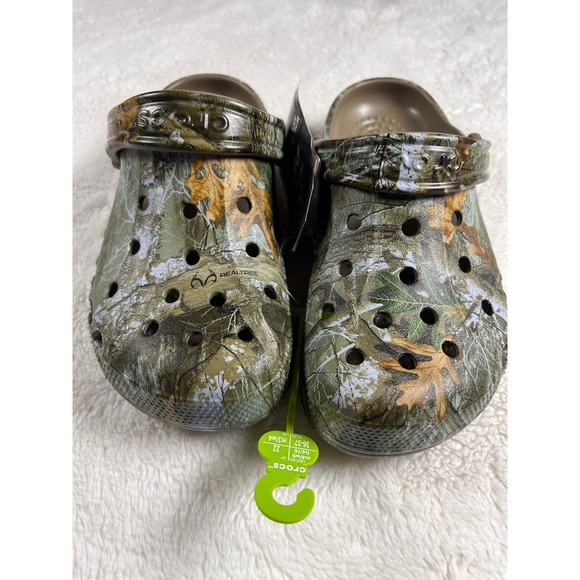 CROCS | Shoes | Crocs Realtree Edge Baya Clogs Unisex Size 4 Men 6 ...